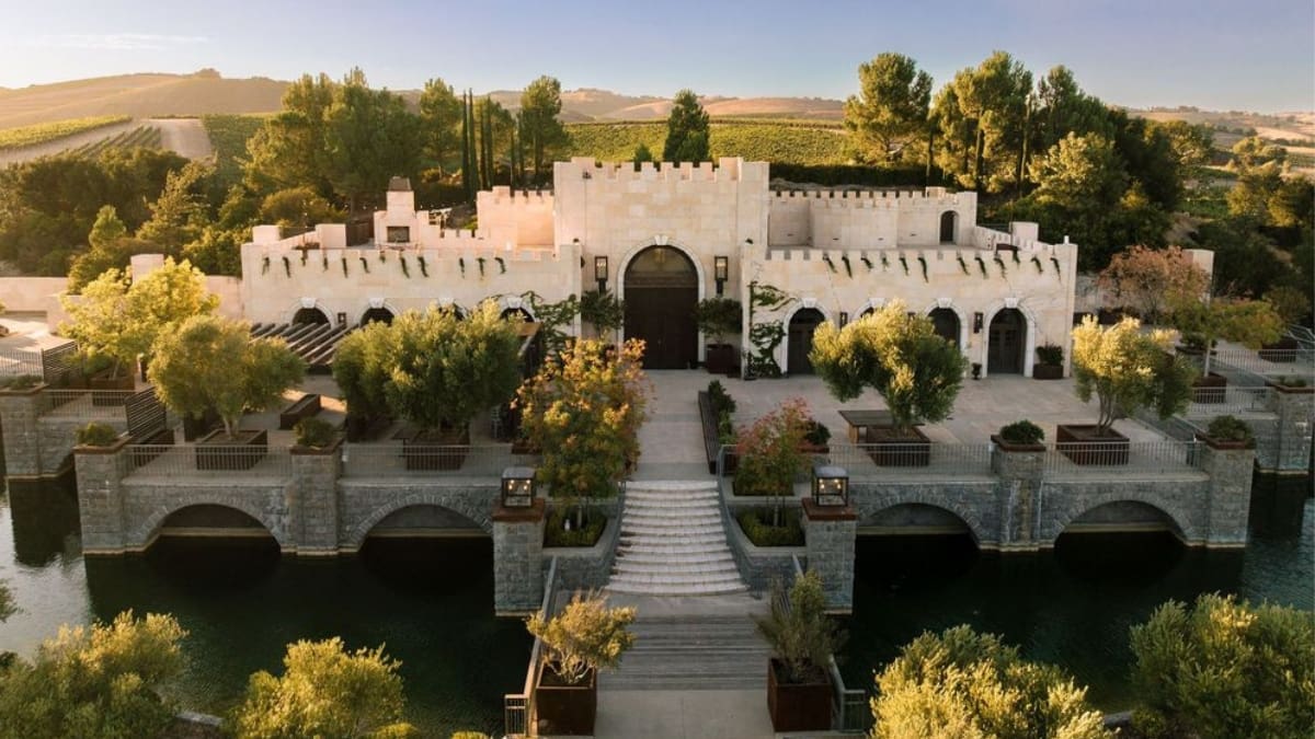 A New Upscale Dining and Wine Destination Opens in a Castle Property in ...
